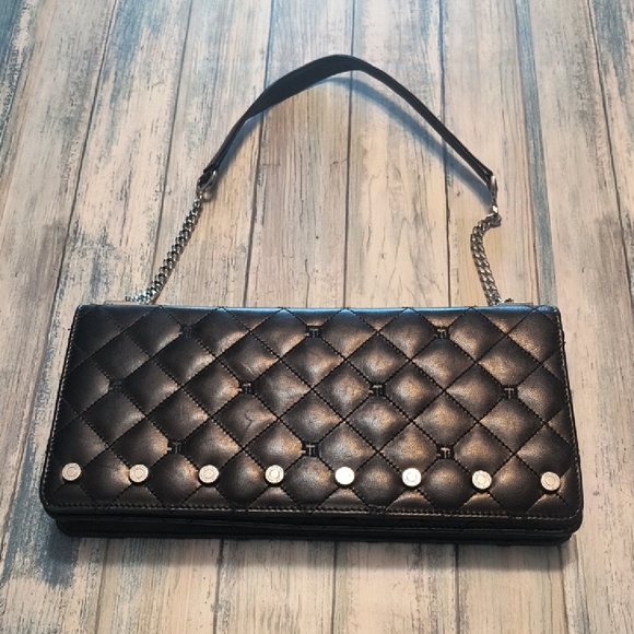 St. John | Bags | Classic St John Black Quilted Handbag | Poshmark